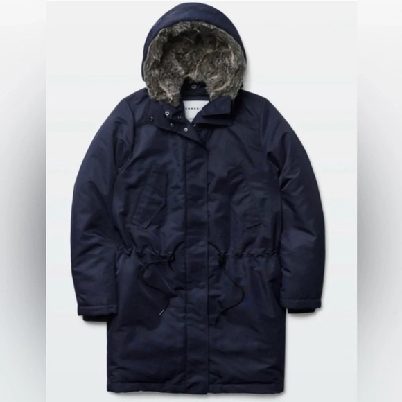 Aritzia | Jackets & Coats | Aritzia Community Archetype Down Parka Coat ...